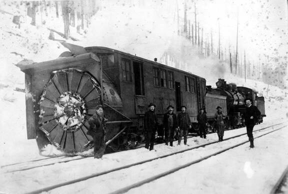 Rail - 1910: The Uncovering